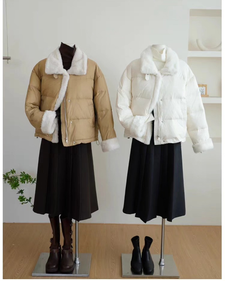 B4152 เสื้อขนเป็ดสั้น ปกขนขาว ปลายแขนขน ALIS - Blossom Coat